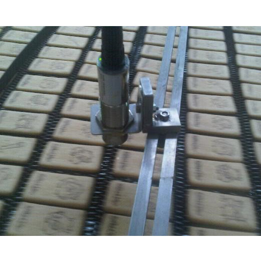 Colorímetro en-línea sin contacto para el control de calidad | CR100FF ...